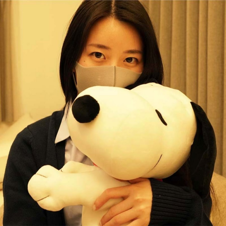 凛もJKブランドが捨てられないって誰？マスク無しの素顔や正体は？本名や身長、体重、インスタ、TikTokなど調査！